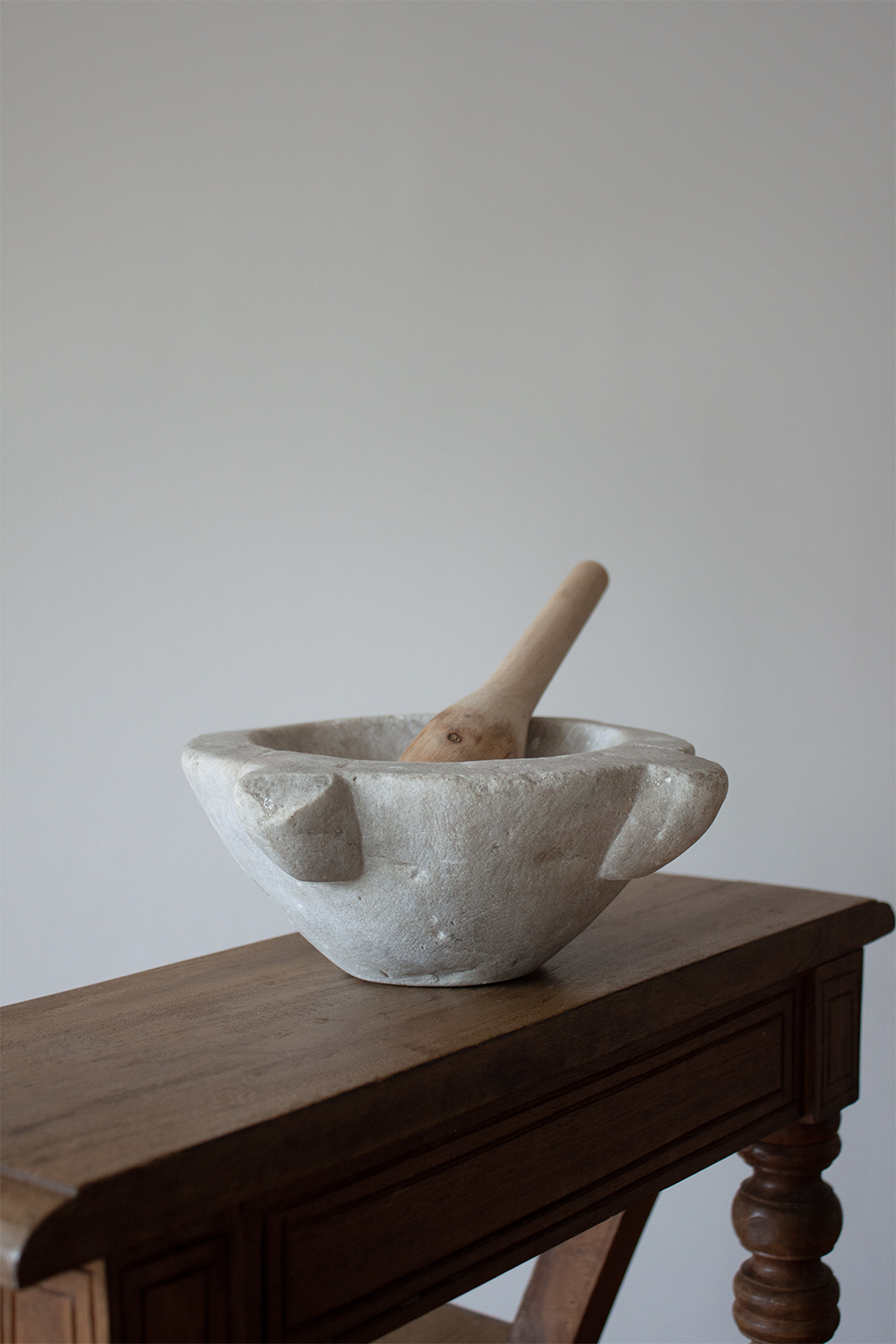 Small French White Marble Mortar | ZWEI Design